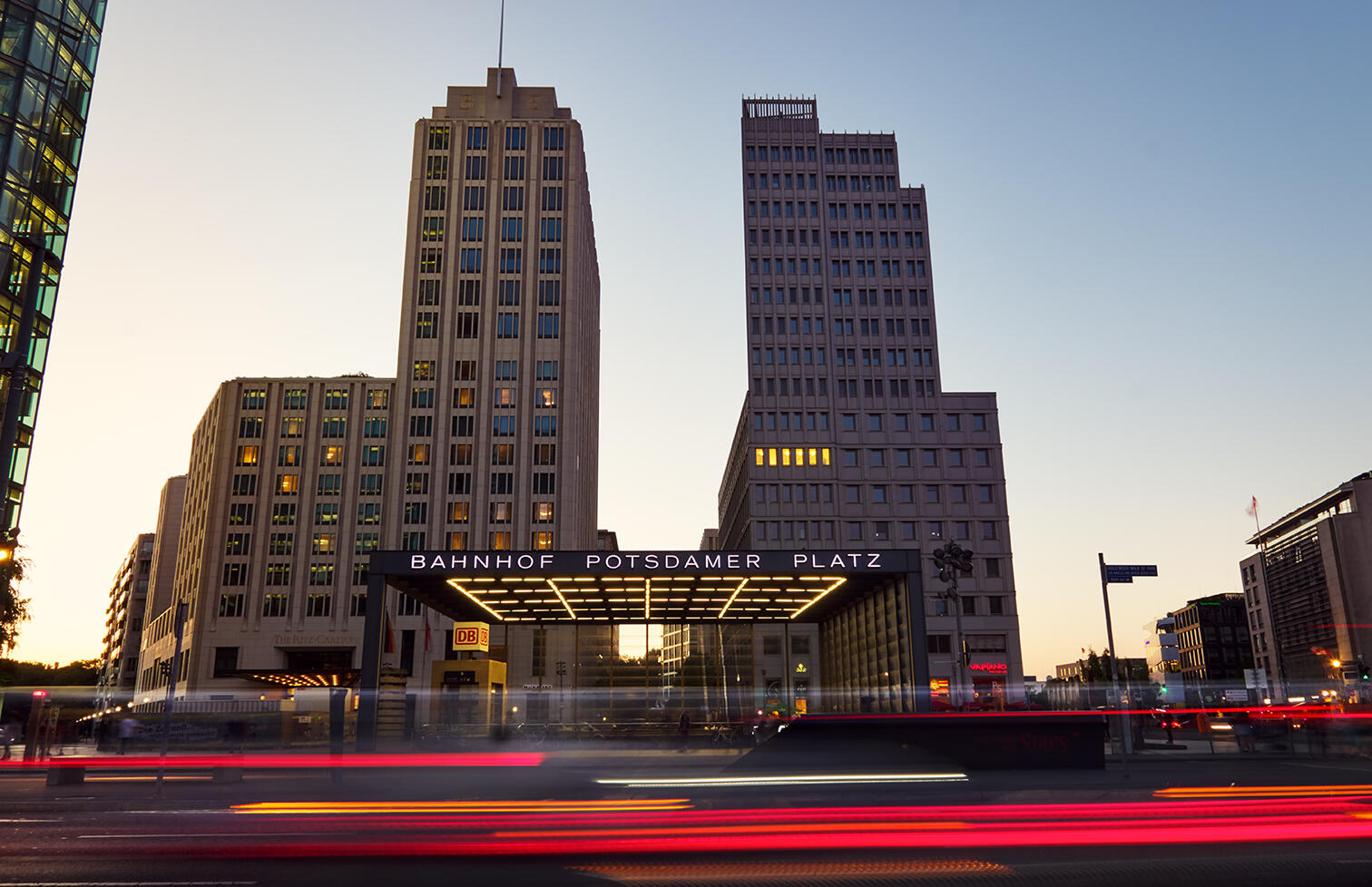 Leica Elmarit-TL 18 f/2.8 ASPH., silver | Leica Camera JP