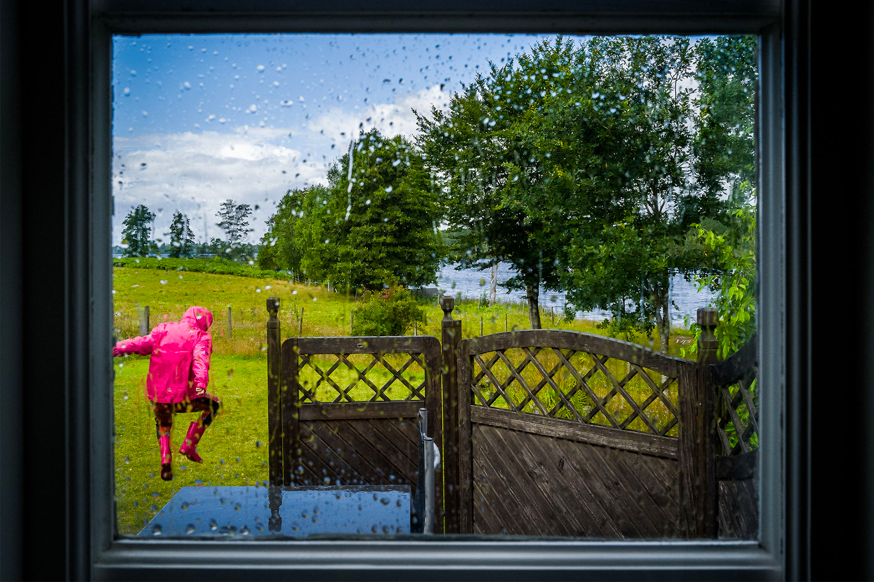 The World Deserves Witnesses - The Roommates of the World Deserve ...