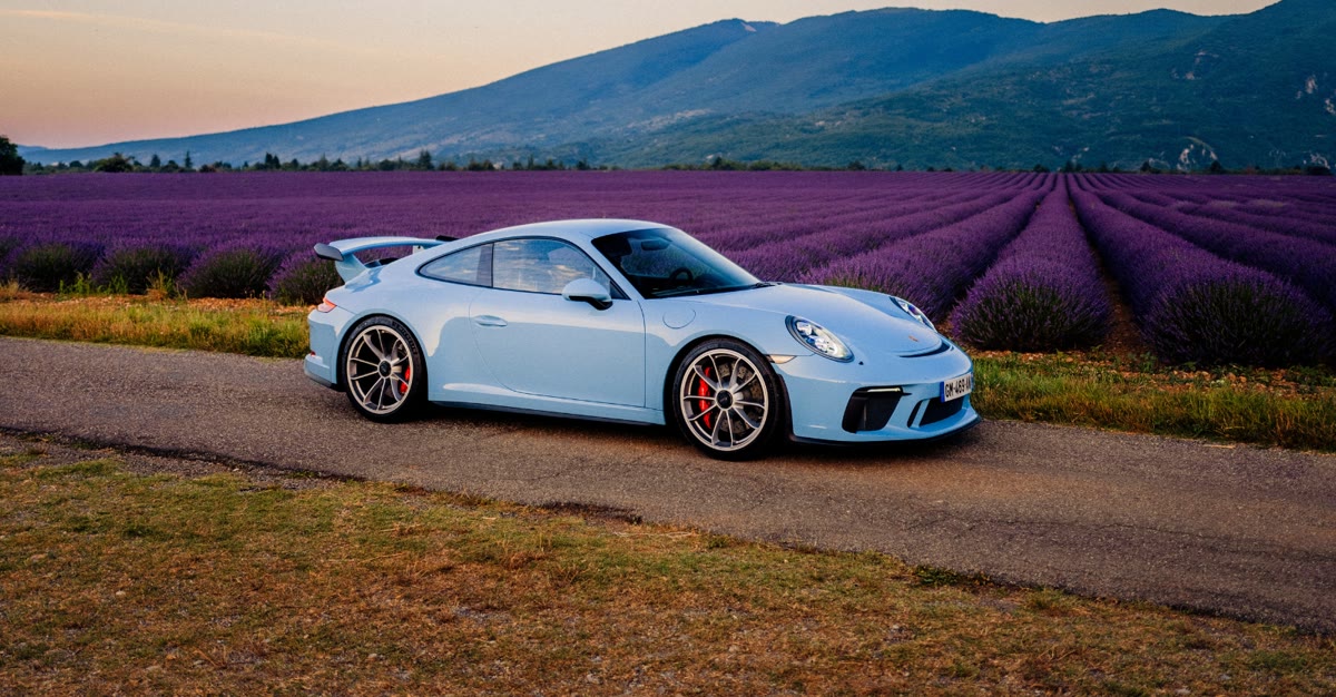 Driving places with Calvin Courjon | Leica Camera AG